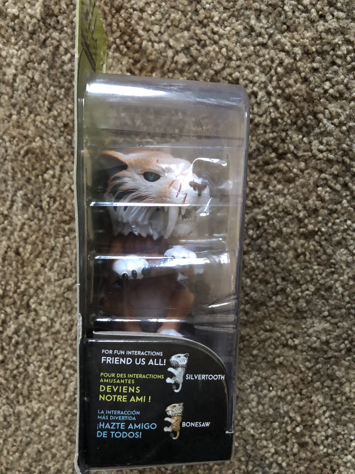 Untamed FINGERLING *BONESAW* SABERTOOTH WowWee Fingerlings NEW 2018 ...