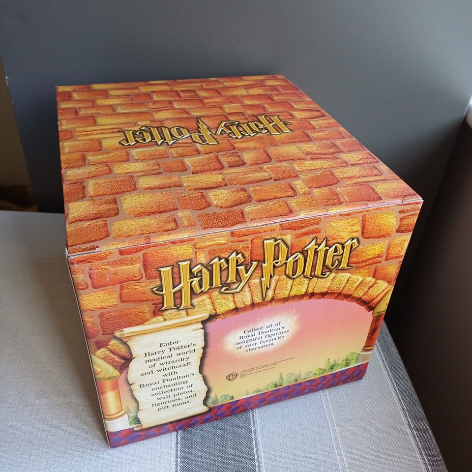 Royal Doulton Harry Potter Gringotts Bank Bookend Left HPGW6 Box ...
