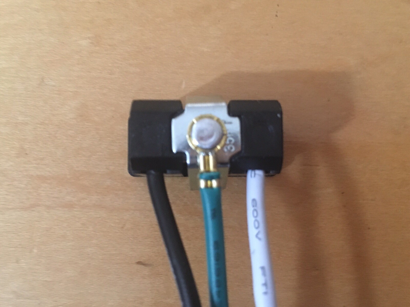 2X Zing Ear ZE-21 Black 2 Prong Power Plug Receptacle Snap-In 15A 125V ...