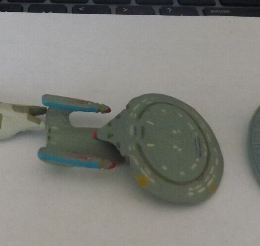 STAR TREK Micro Machines USS ENTERPRISE D NCC-1701-D Removable & (5 ...