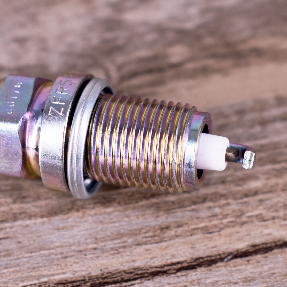 4Pcs NGK 2262 Spark Plugs V-power ZFR5F11 For Acura Chrysler Dodge ...