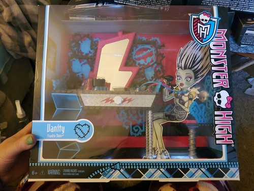 MONSTER HIGH FRANKIE STEIN VANITY SET NRFB | eBay