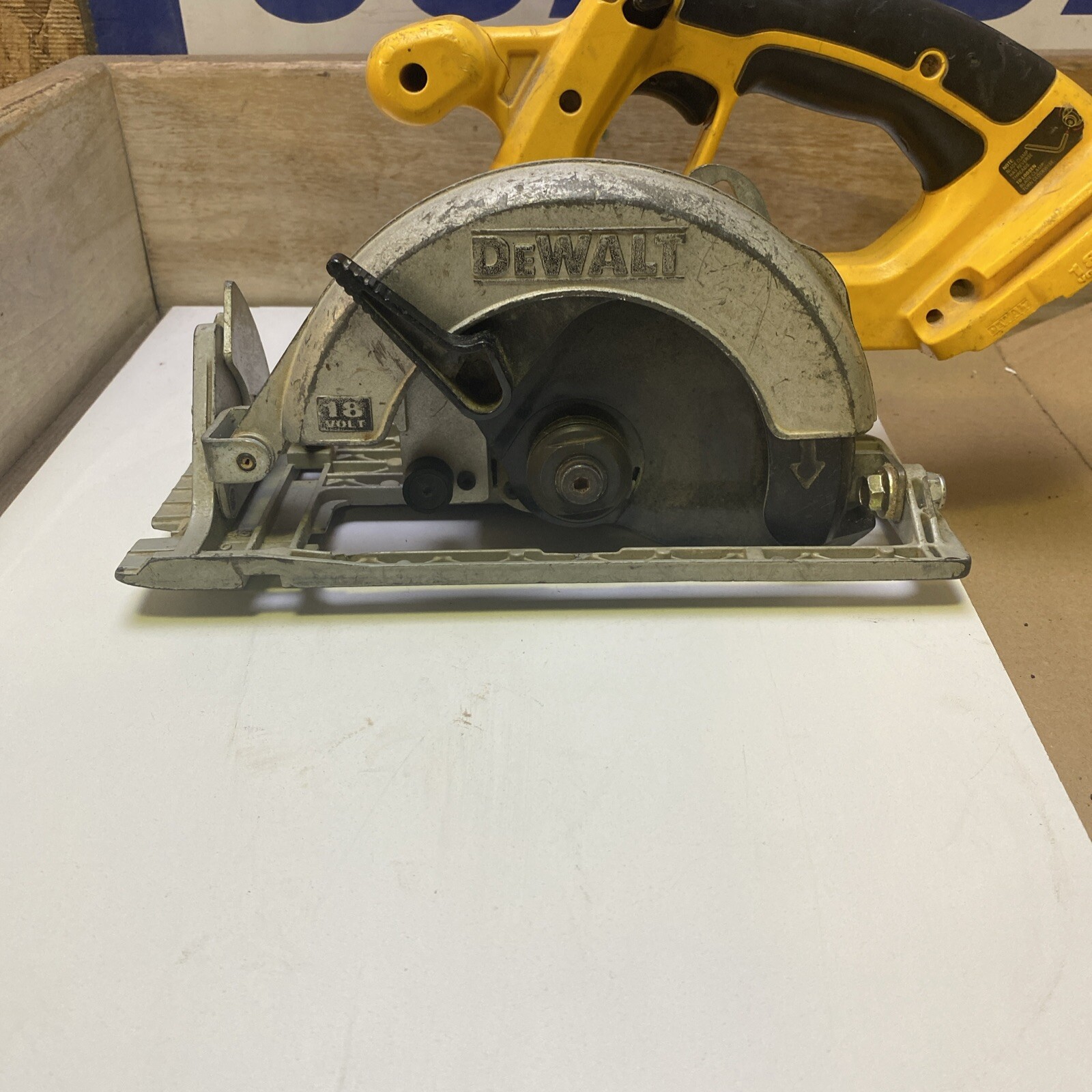 Dewalt DC390 6 1/2” Cordless Circular Saw 18V Tool Working | eBay