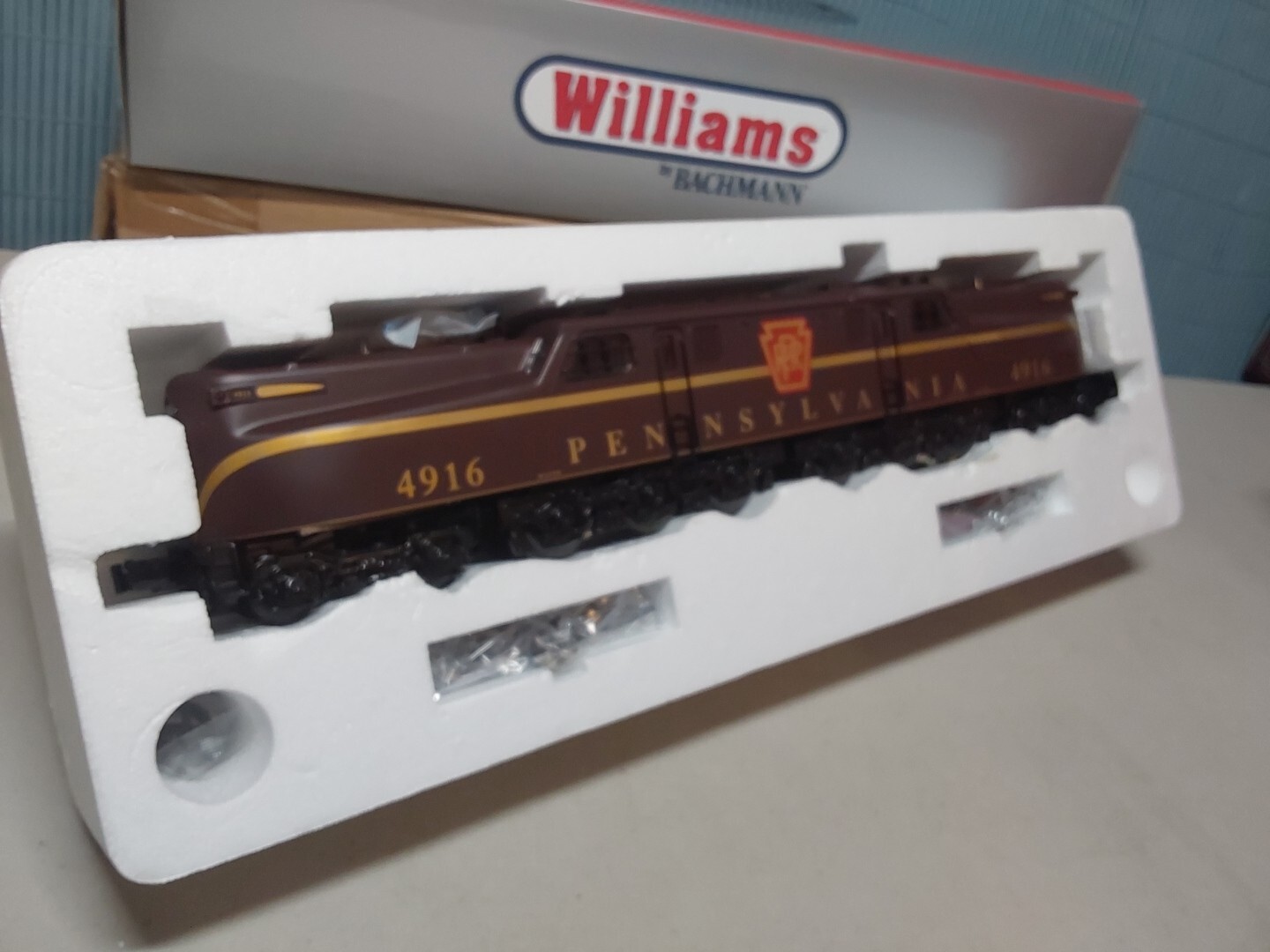 Williams GG1 #41801 Scale Length Tuscan Single Stripe - Preowned ...