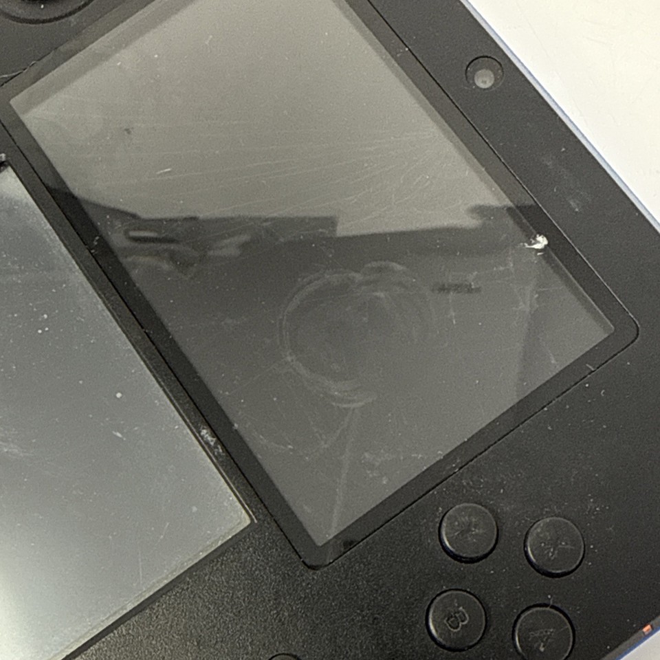 Broken Nintendo 2DS Handheld Game Console Only FTR-001 Blue Cracked ...