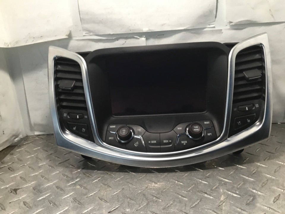 2014-2017 Chevrolet SS Radio Receiver Control Panel Navigation Screen ...