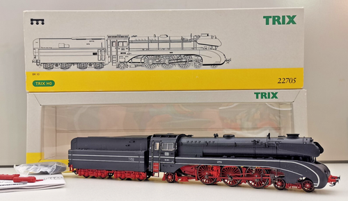 TRIX 22705 BR 10 001 Dampflok Stromlinie Spur HO H0 neuwertig mit OVP ...
