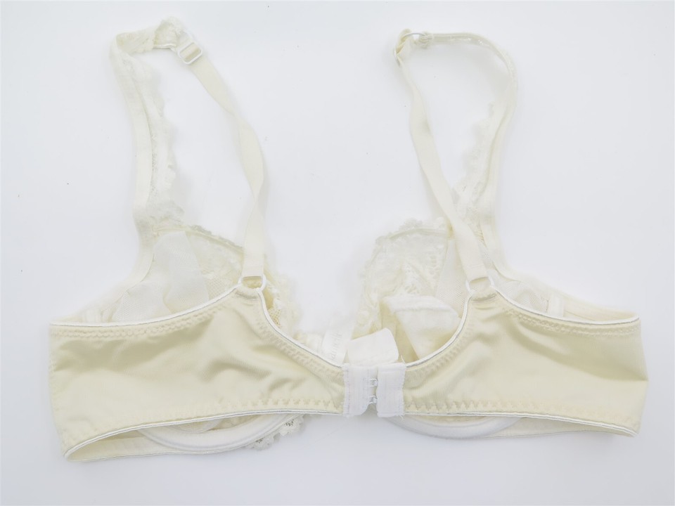 Set of 3 Chantelle Bras 34B, Style #2191 Lace Underwire Bra in Creamy ...