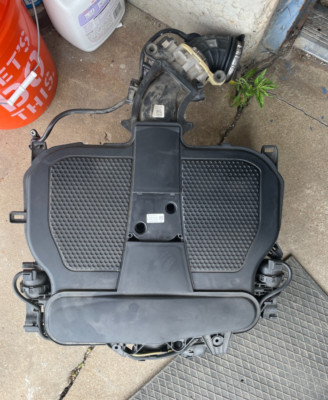 2012-2018 Mercedes GLE 35 Engine Motor Air Intake Upper Manifold ...