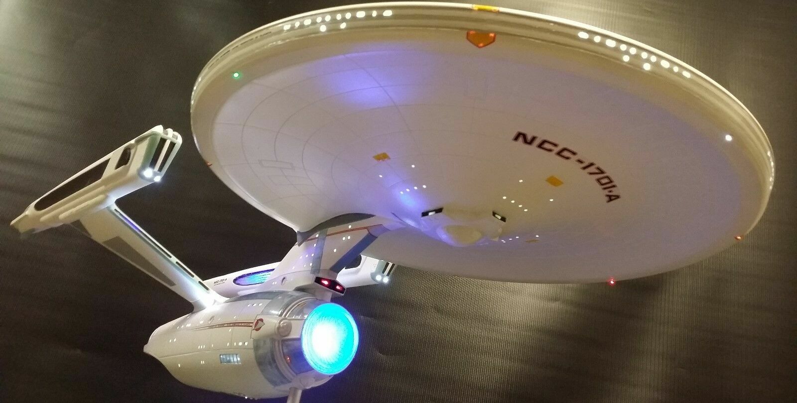 LED Beleuchtungsset - Star Trek U.S.S. Enterprise Refit NCC-1701-(A) 1/ ...