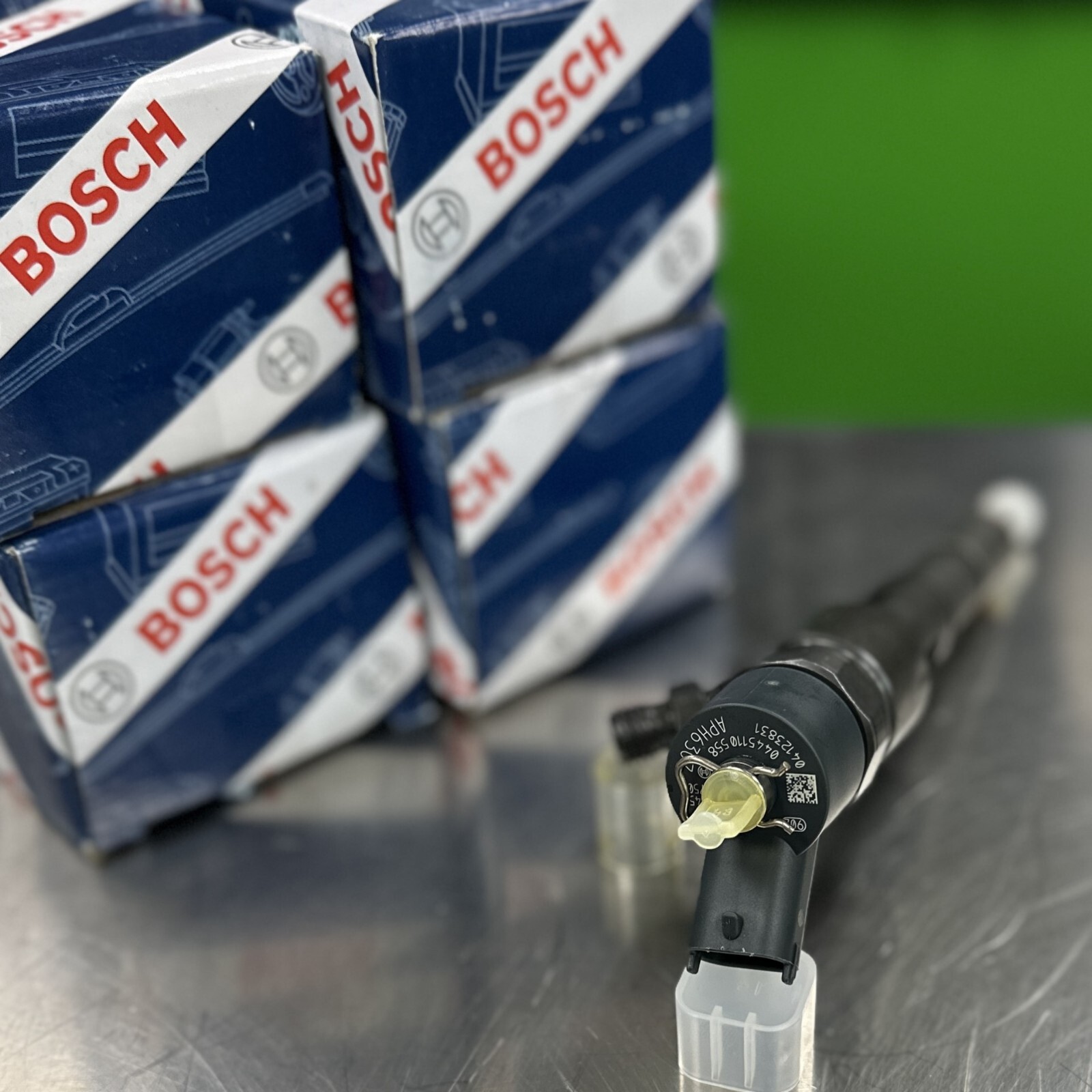 fuel injector bosch new set of 4 for deutz khd TCD3.6L4 04123831 ...