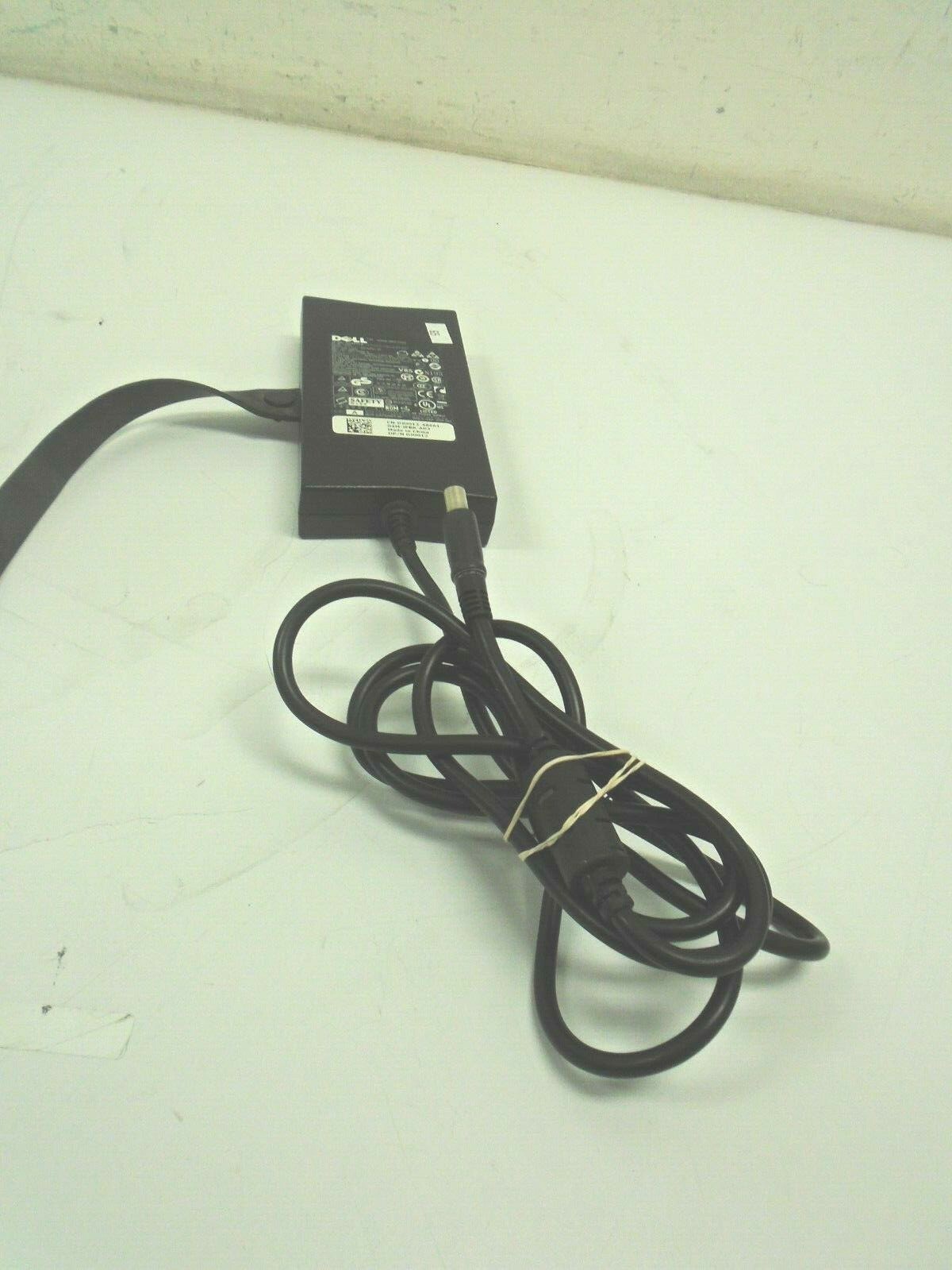 Dell 0JU012 130-Watts 19.5 VOLT 6.7A AC Adapter for LATITUDE Inspiron ...