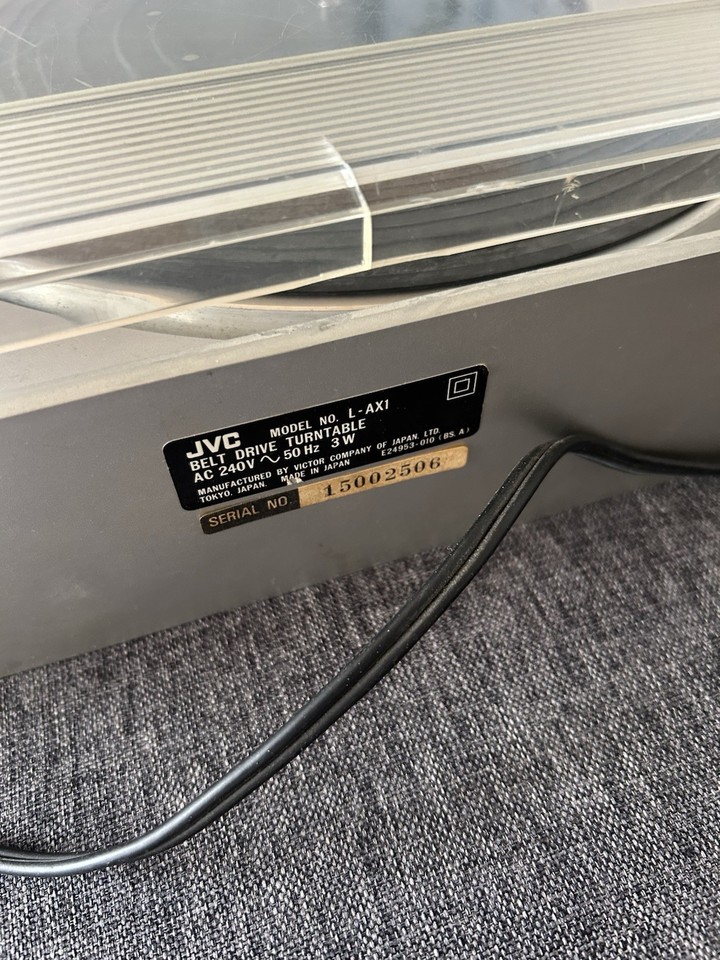 JVC L-AX1 Auto Return Belt Drive Turntable Record Player Silver Made in ...