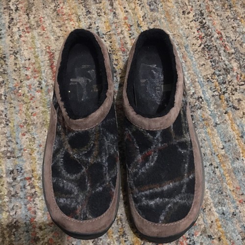 Merrell Black Printed Wool Clogs Mules Slip On Shoes Size 8 | eBay