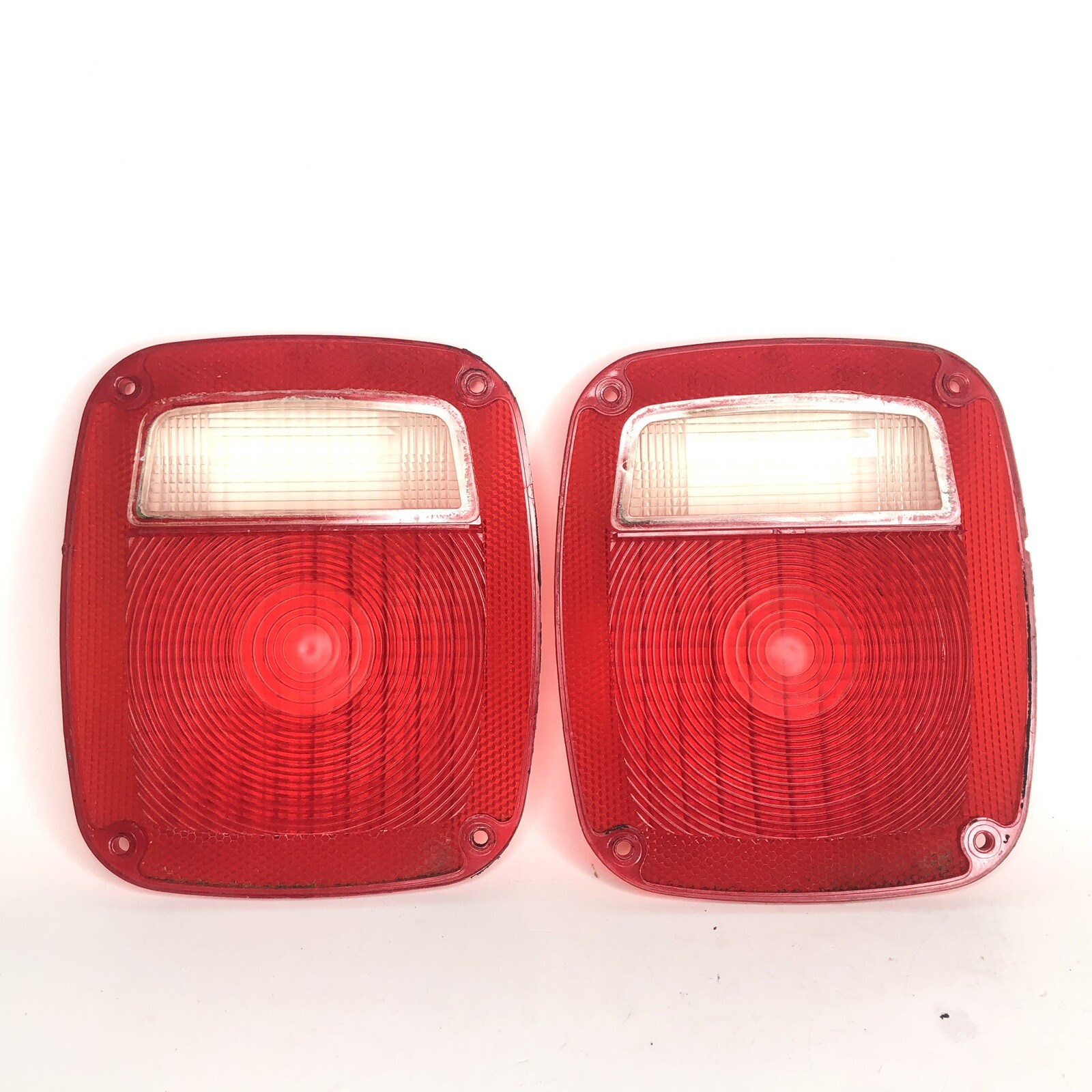 Grote Truck Tail Lights | Shelly Lighting