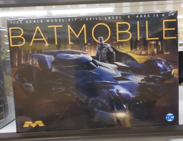 Moebius Models Batman VS Superman Dawn of Justice Batmobile Moe964 for ...