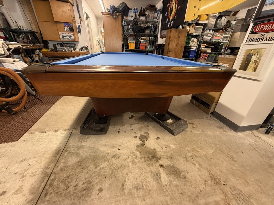 brunswick Gold Crown 5‘ X 9‘ Pool Table | eBay