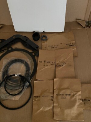 Fordomatic 2 Spd Ford Transmission with Bands V8 Modulator | OE