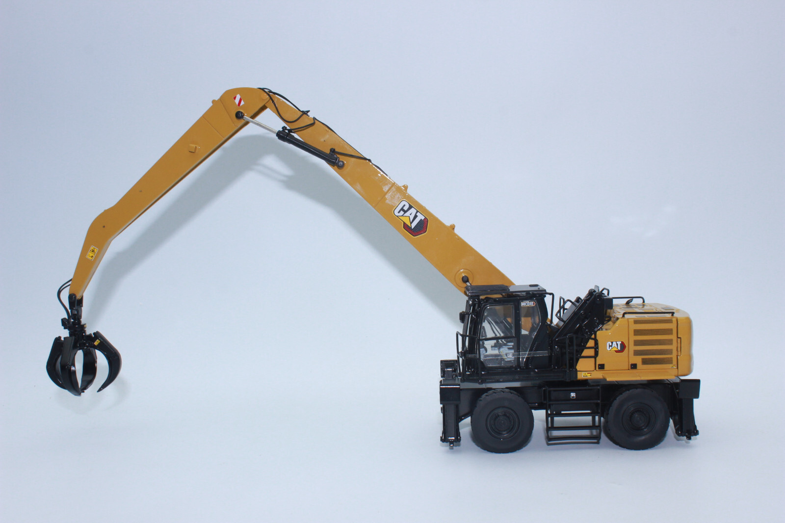 Diecast Masters 85958 Cat Caterpillar MH 3040 Umschlagbagger 1:50 NEU ...