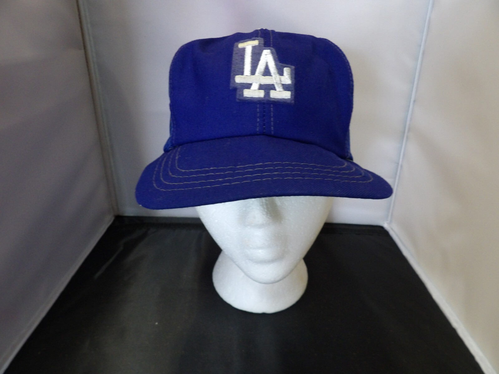 RARE Vintage Los Angeles Dodger Blue Mesh Snapback Hat - Gem