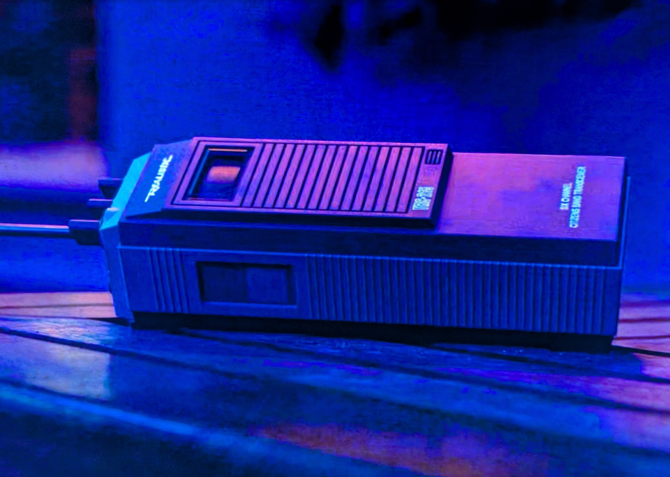 Stranger Things Realistic TRC-215 WITH SOUND CLIPS Walkie Talkie Radio ...