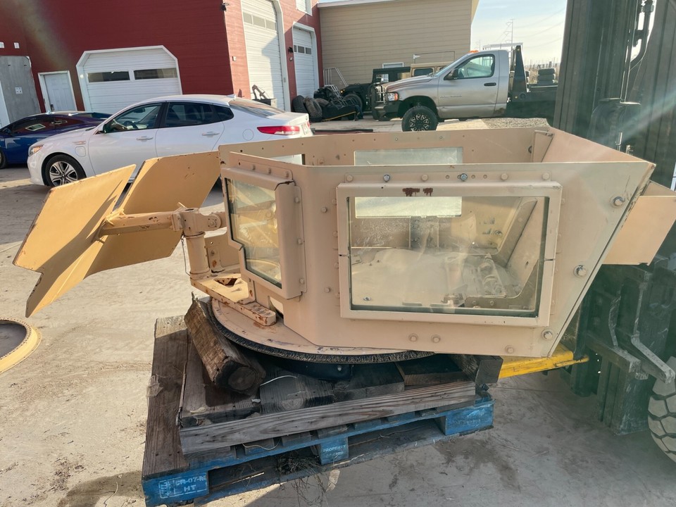 Hmmwv M1114 Armored Turret. Hatch, Ring, Bearing, Cupola, With Shield ...