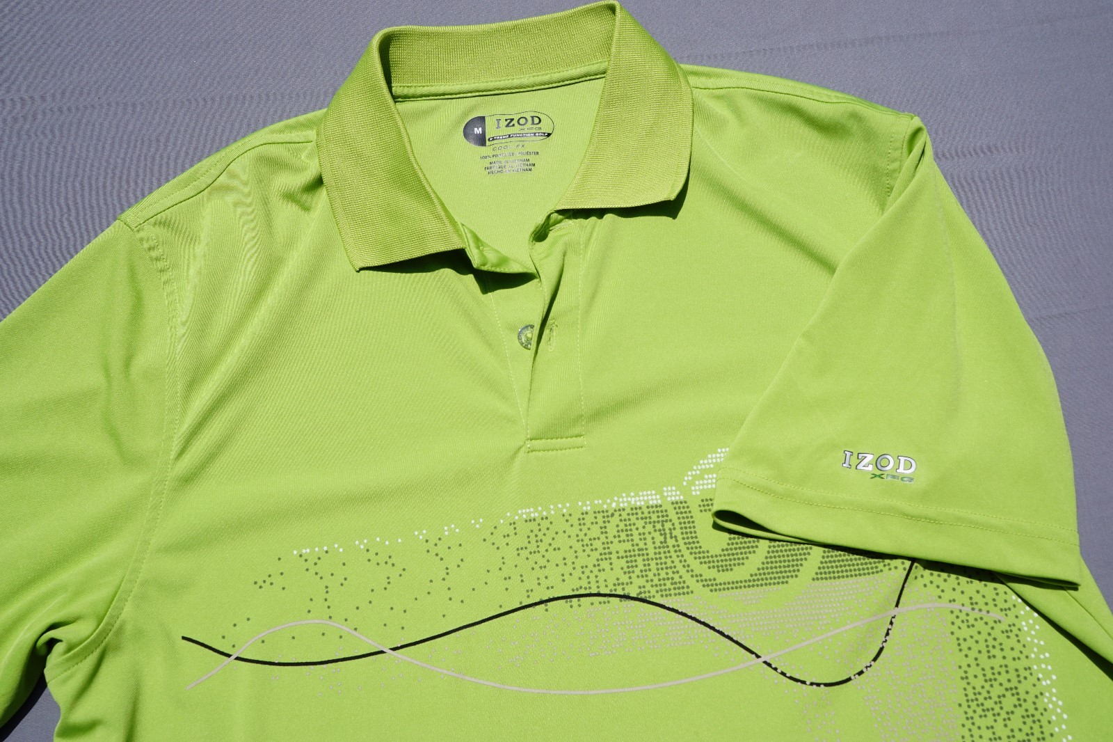 Izod XFG Cool-FX Polo Golf Shirt. Green, Wave Pattern. Men's Size M ...