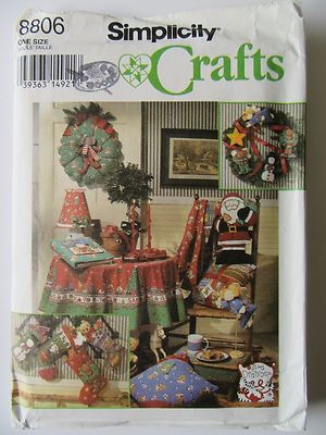 Simplicity Crafts Sewing Pattern #8806 Xmas Holiday Stockings Wreath ...