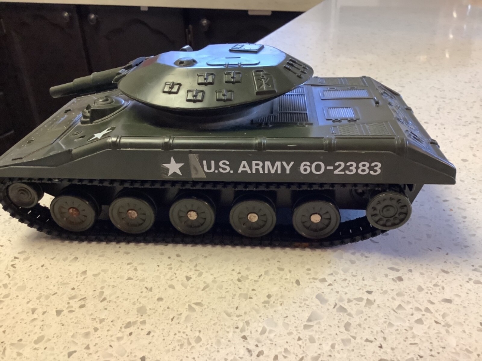 tandy corp.- radio shack- tank- hong kong - not working battery ...