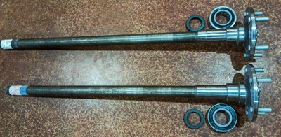 Moser Narrowed 31 Spline 9 Inch Ford Rear Axles, Bearings and Retainers ...