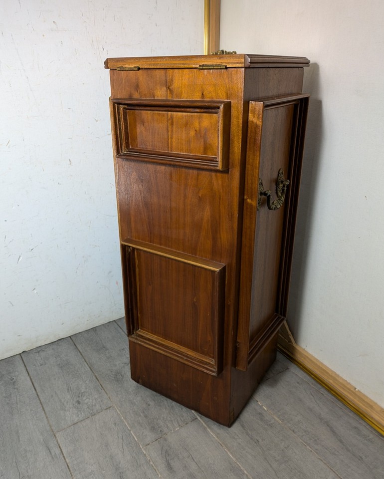 Vintage Art Deco English Regency Flip Top Cellarette Liquor Bar Rolling ...