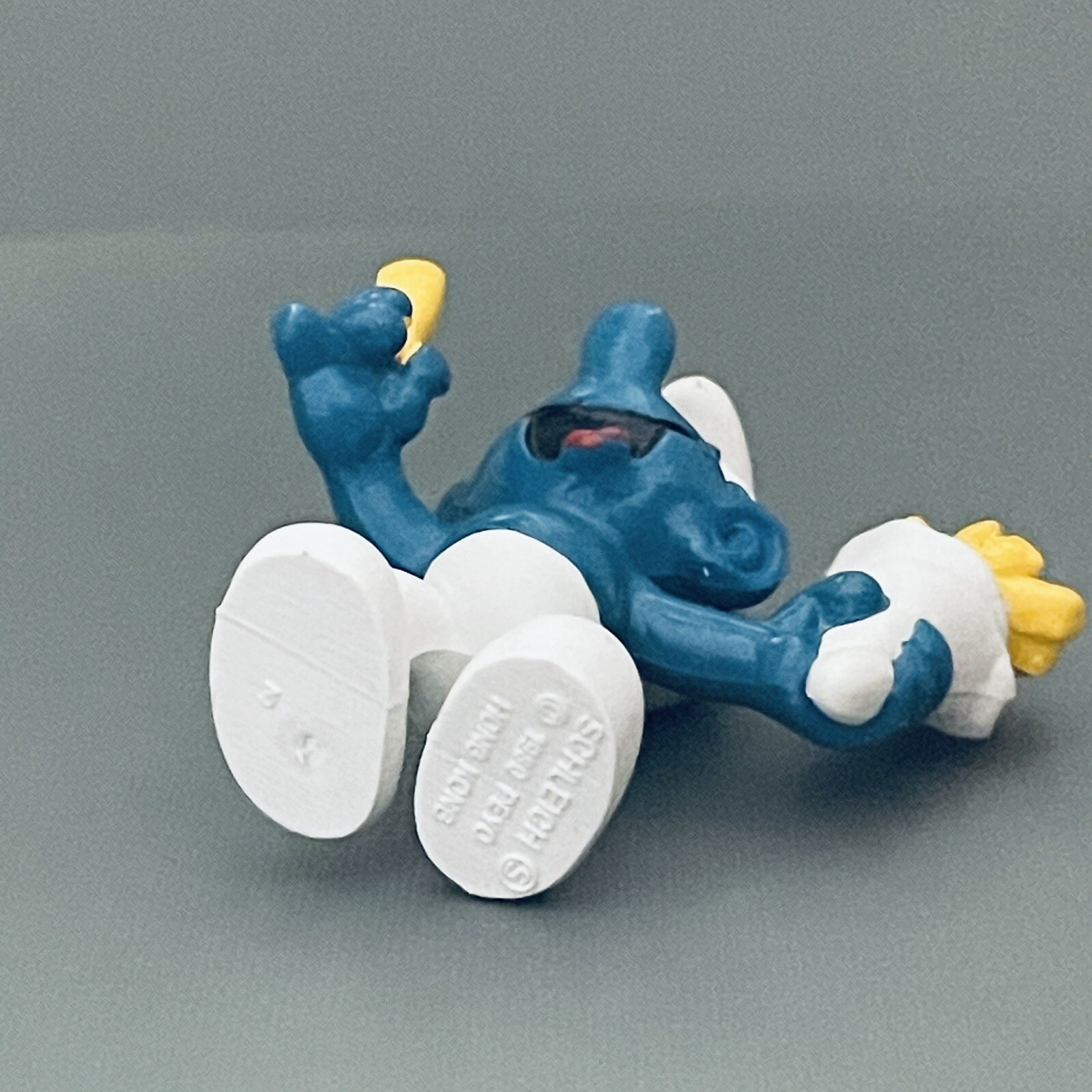 Smurfs French Fry Smurf 20131 PVC Figure Vintage 1980 Schleich Smurf ...