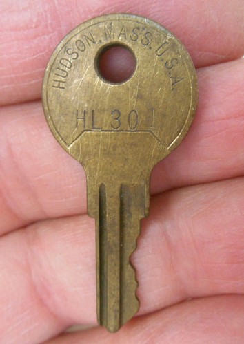 Vintage Original Hudson Lock Inc USA HL301 Brass Key hl301 | eBay