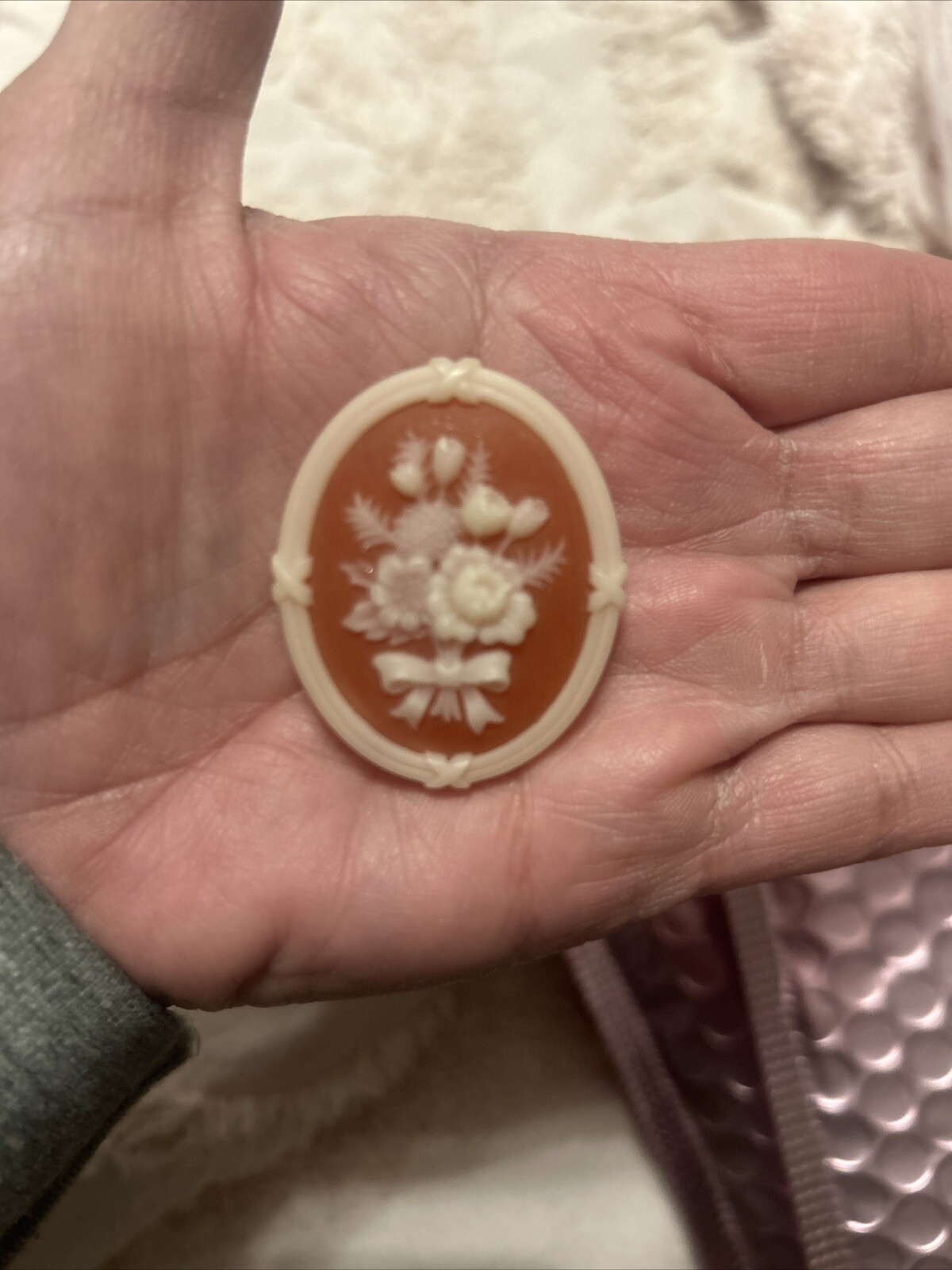 Vintage Avon Floral Cameo Pin Flower Cameo Brooch Oval Molded Resin ...