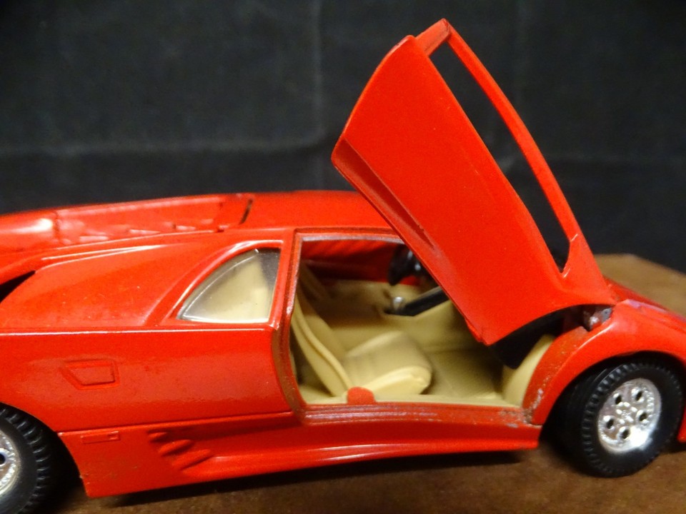 RED 1990-2001 LAMBORGHINI DIABLO 1:24 SCALE TONKA POLISTIL ITALIAN ...