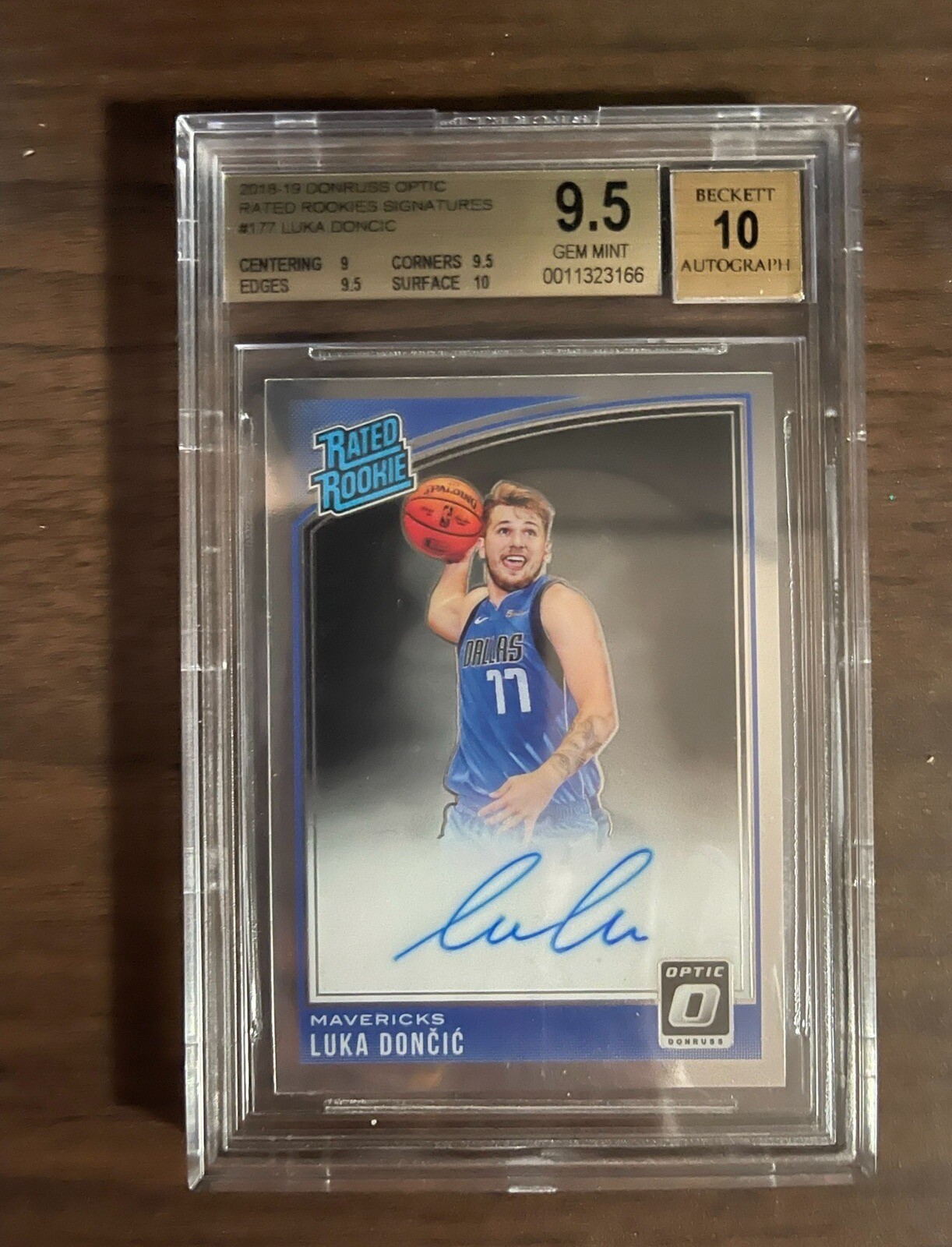 2018-19 Donruss Optic #177 Luka Doncic Mavericks RC Rookie AUTO BGS 9.5 ...