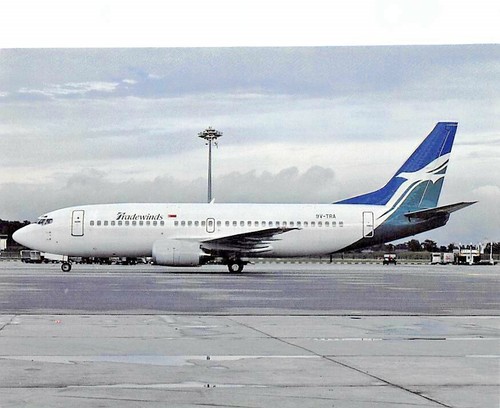 Airline Tradewinds Boeing 737-3YO 9V-TRA c/n 24679 / 1897 Singapore | eBay