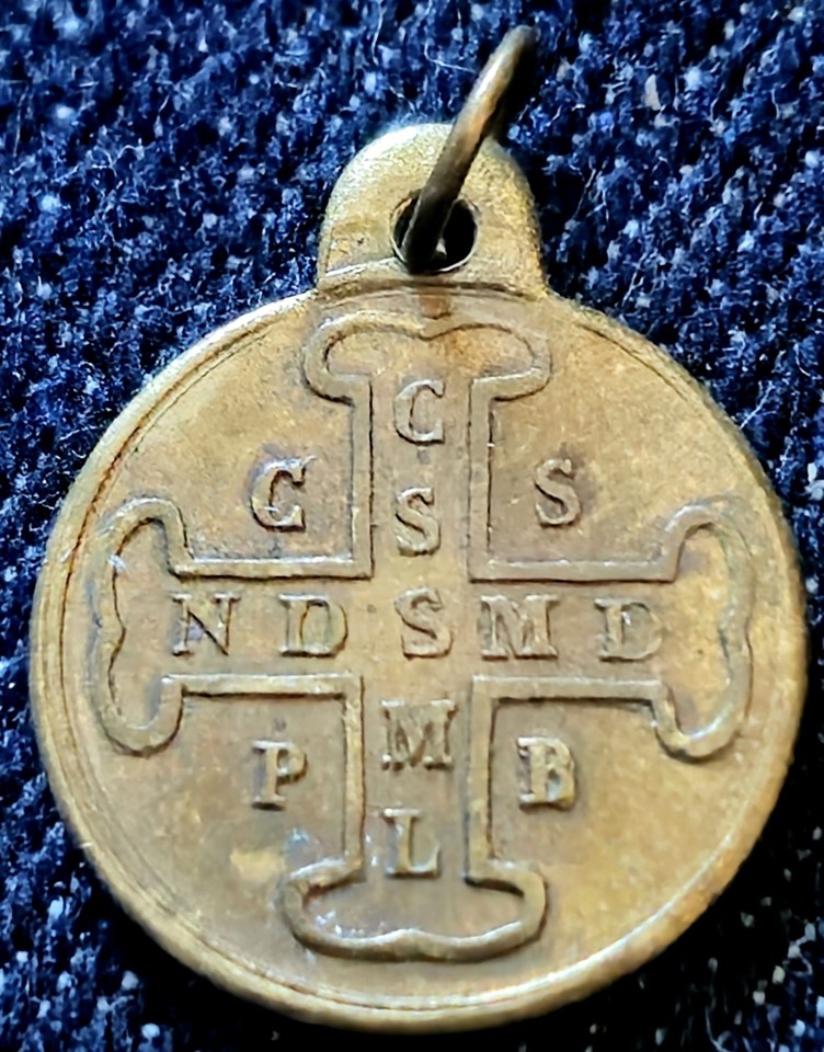 Vatican - Belle Méd Papale Laiton 15mm - SMQLIUB URSNSMU IHS - CSSML ...