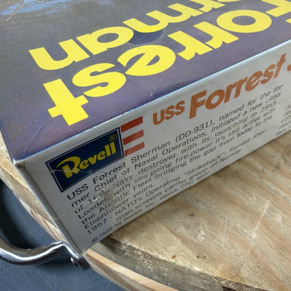 Revell USS Forrest Sherman Navy Destroyer 1972 Military Model H-463 ...