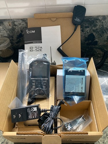 Icom ID-52A VHF/UHF Digital Transceiver with D-Star/Comet Antenna/ICOM ...