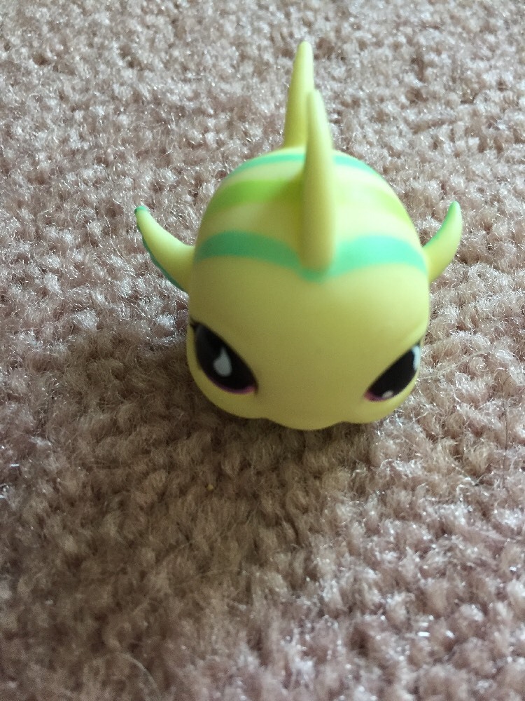 Littlest Pet Shop LPS Yellow And Lime Green Puffer Fish #519 Hasbro | eBay