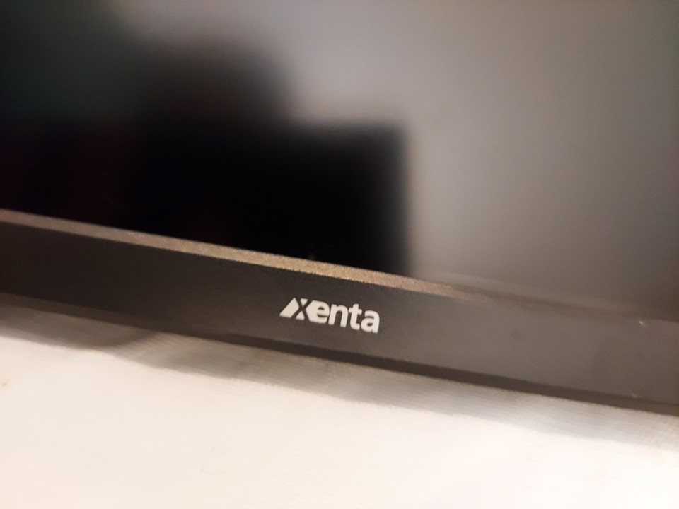 Xenta 21.5 LED Monitor | eBay UK