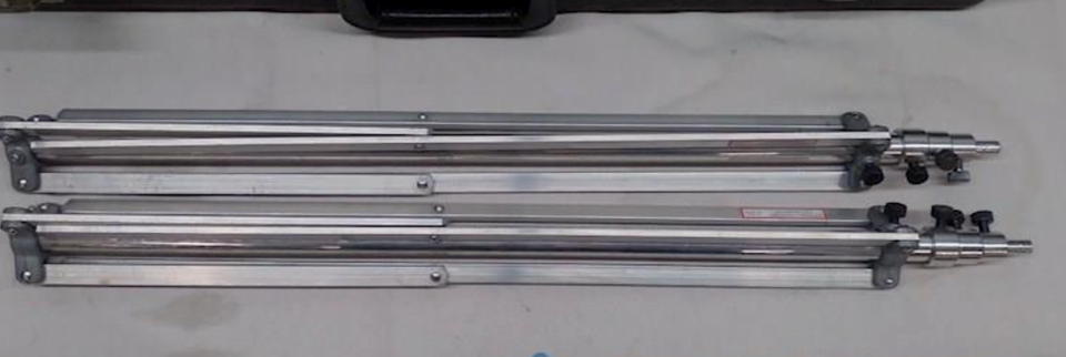 Novatron 240 Studio Lighting Kit w/Power Pack & Hard Case | eBay