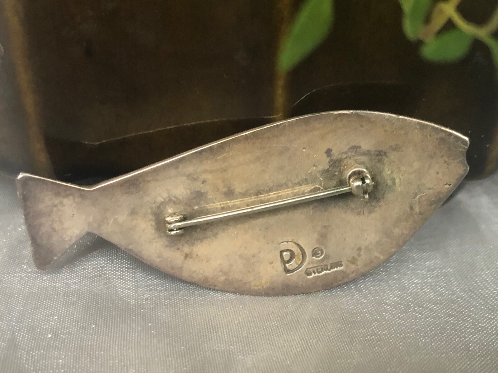 VINTAGE Sterling Silver Fish Brooch Pin Silver Fish P… - Gem