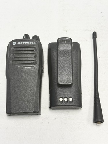 TESTED Motorola CP200d UHF Two Way Radio AAH01QDC9JC2AN w/Battery | eBay