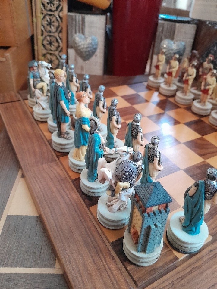 Roman Chess Set, Silver & Gold Coloured Pieces With Wooden Chess board ...