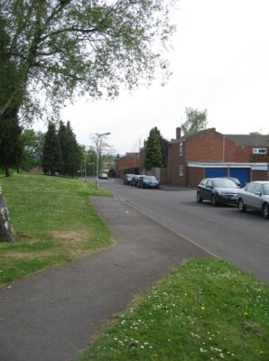 Photo 6x4 Watson Way Basingstoke c2009 | eBay
