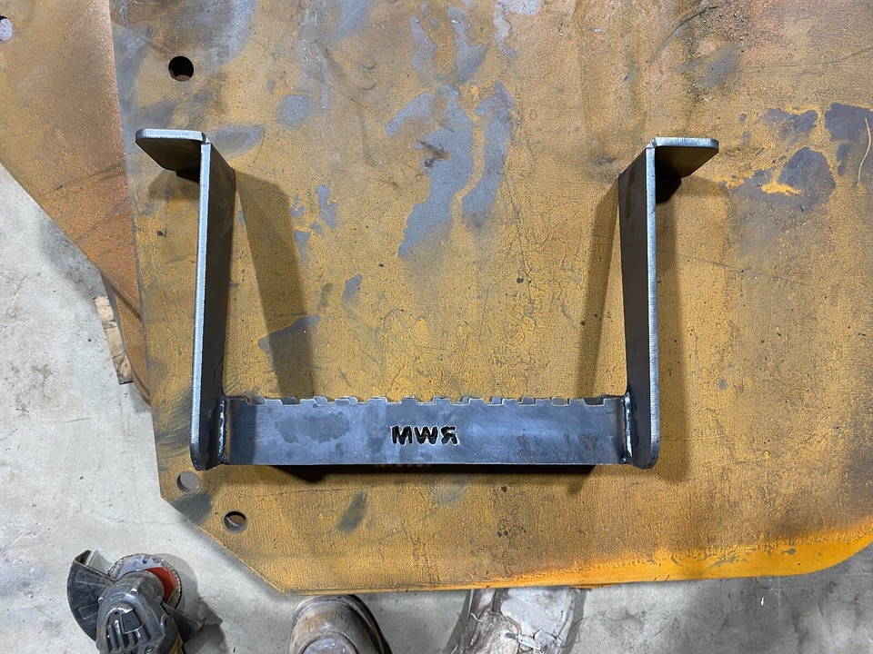 RWM Universal Brand New Weld-On 9"drop step 5pc kit Raw Steel Step 1/4 ...