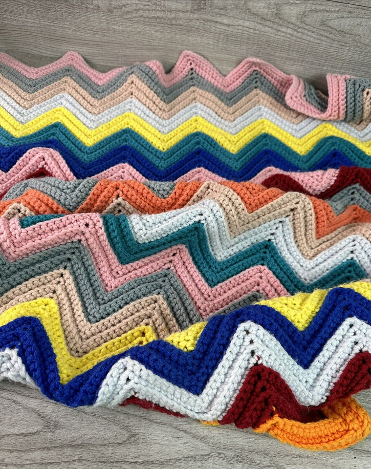 Vintage Handmade Multi-Color Baby Afghan Zig Zag Pattern 34 1/2" Square ...