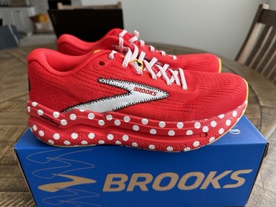 Brooks Ghost Max 2 Minnie Mouse Run Disney Shoes Size 8.5 Medium Width ...